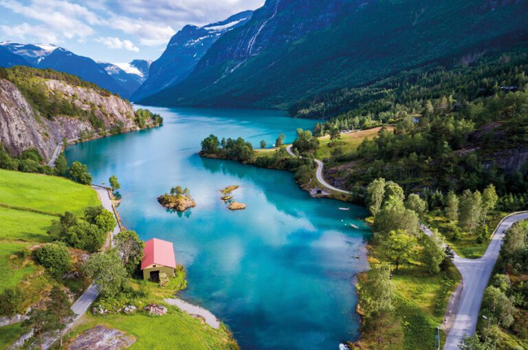 SMSMondial - Largest Travel Agent in Malta | 5 offices