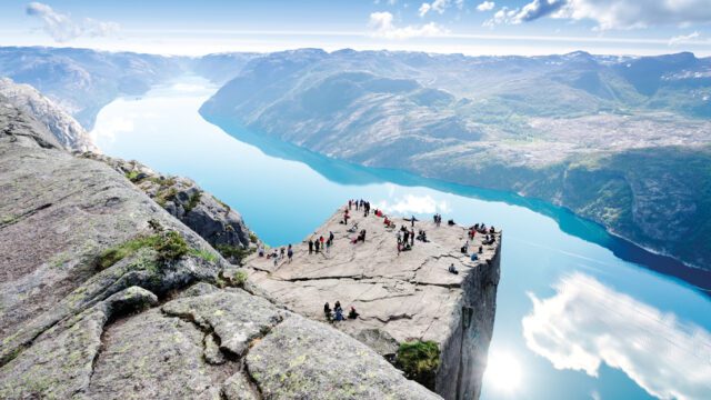 SMSMondial - Largest Travel Agent in Malta | 5 offices